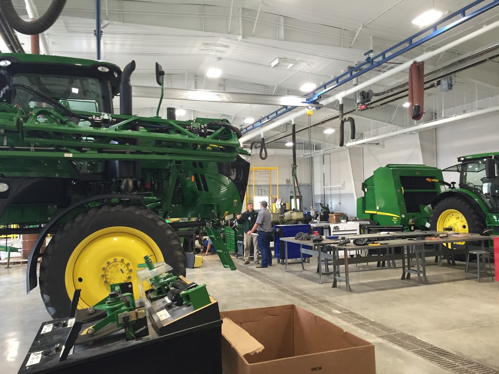 John Deere TECH Calmar: Implement Class John Deere TECH Calmar: Implement Class