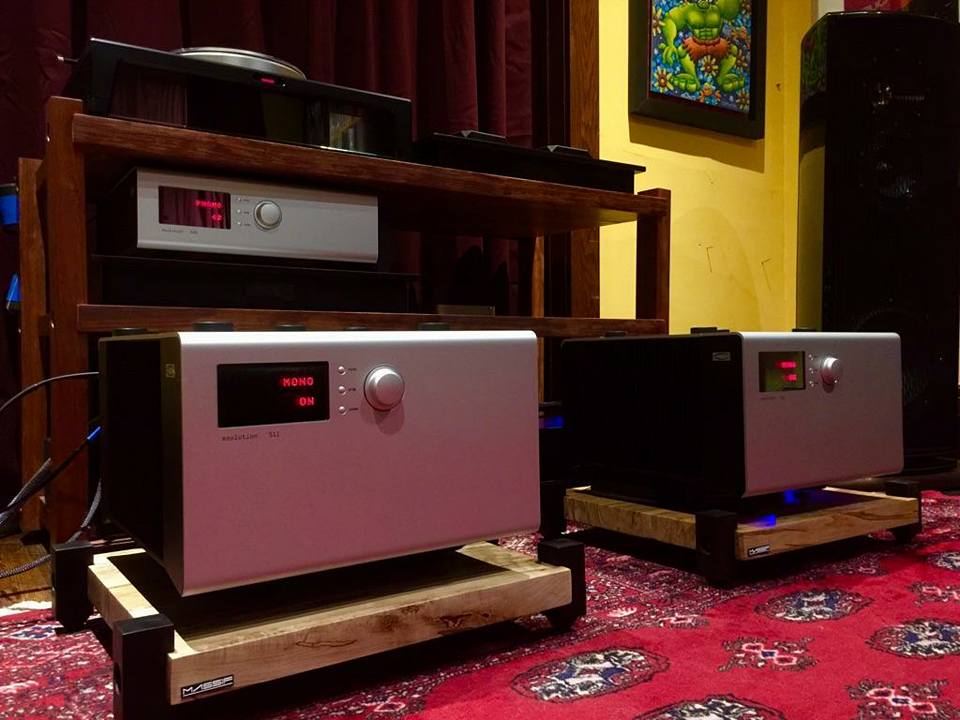 SOULUTION – MASSIF AUDIO DESIGN – UBIQ AUDIO – M & S | Ultimate High ...