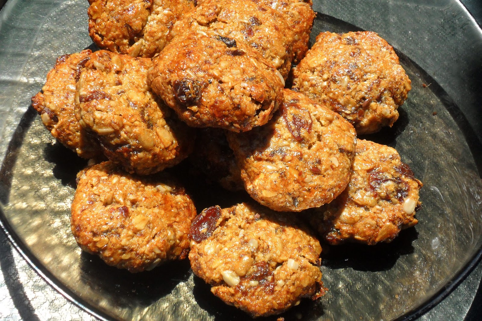 Retete De.Ava: Biscuiti cu fructe si seminte