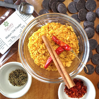 JULES FOOD...: My first chocolate bar...Chip n' Chipotle Dark Chocolate