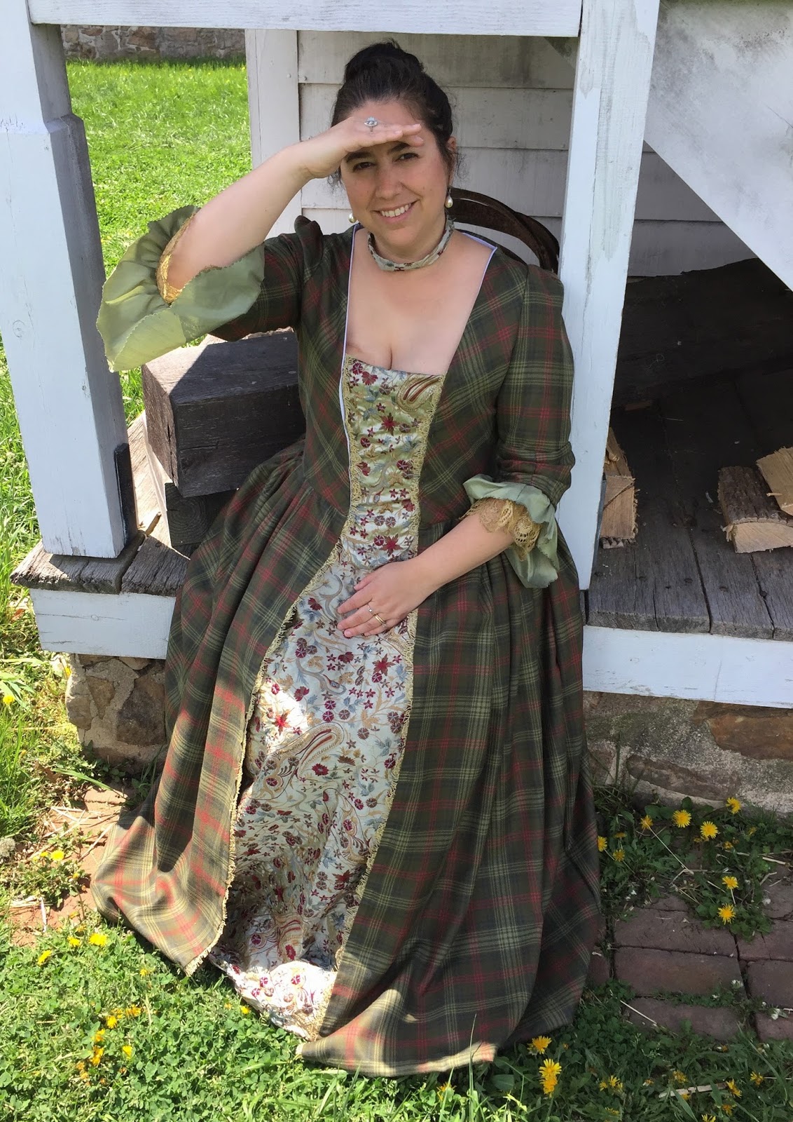 Maggie's Costume Wardrobe: Outlander "The Gathering" gown