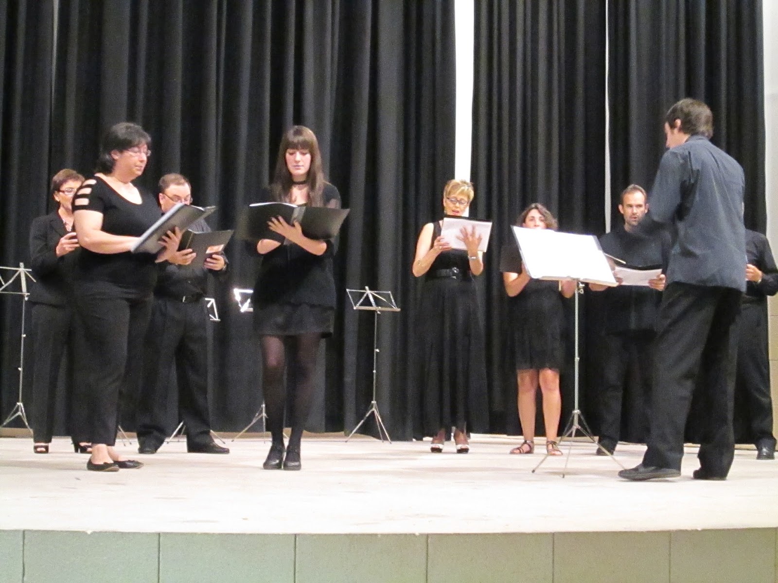 CRÓNICAS MONTALBINAS: CONCIERTO DEL CONJUNTO CORAL DE MONTALBÁN Y LA ...