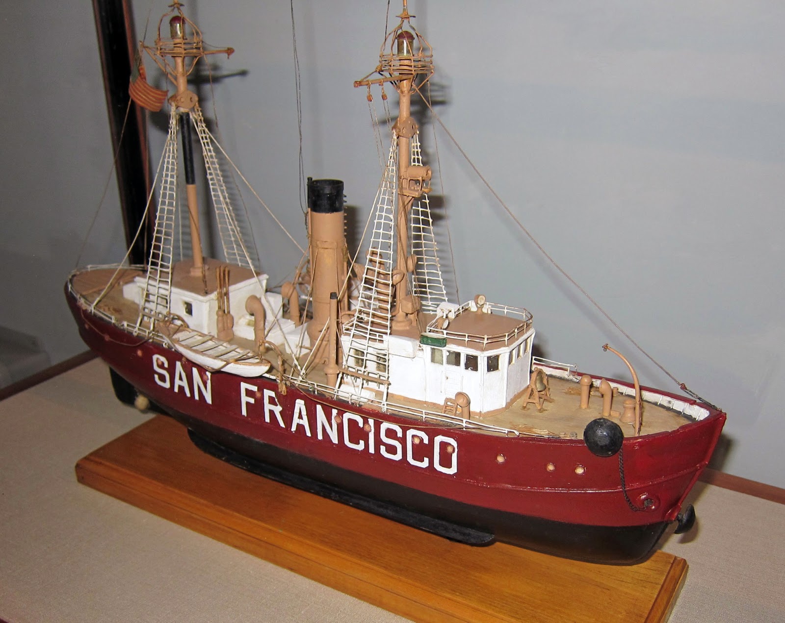 transpress nz: San Francisco lightship model