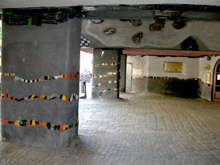 Letters from the Clutter Palace: KunstHausWien: Hundertwasser (An ...