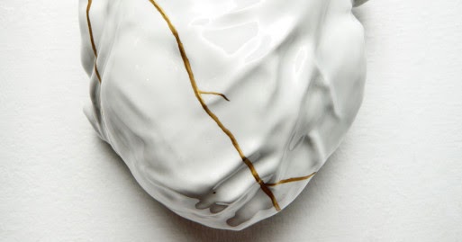 broken hearts and Kintsugi