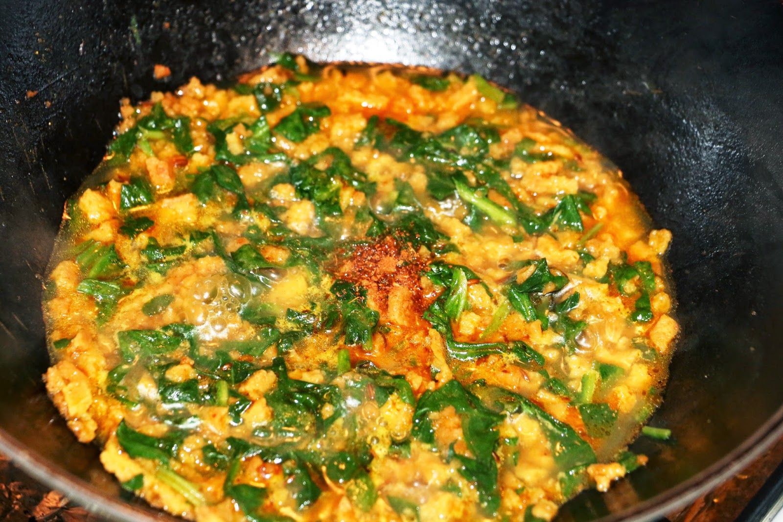 yummy delight for u: Mangodi Palak Curry Recipe, How to make Mangodi Palak
