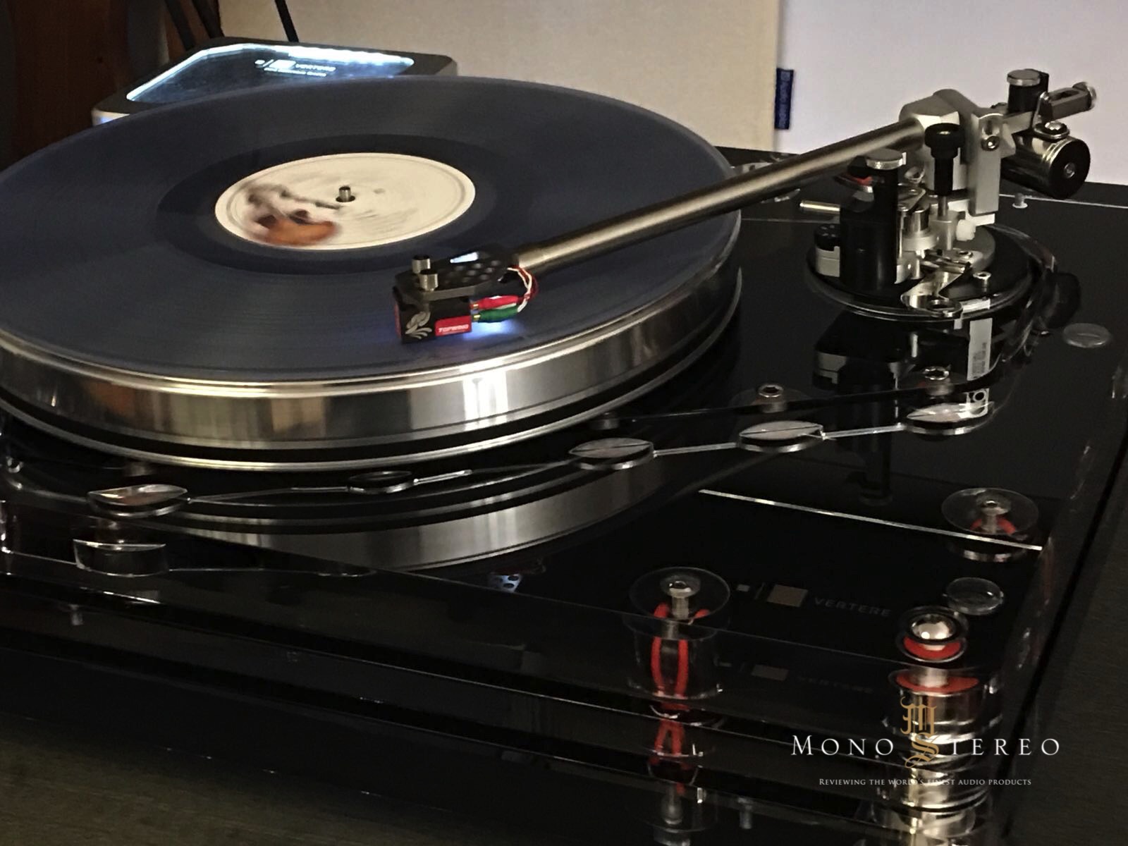 VERTERE ACOUSTICS AND TOP WING RED SPARROW – Ultimate High-Fidelity