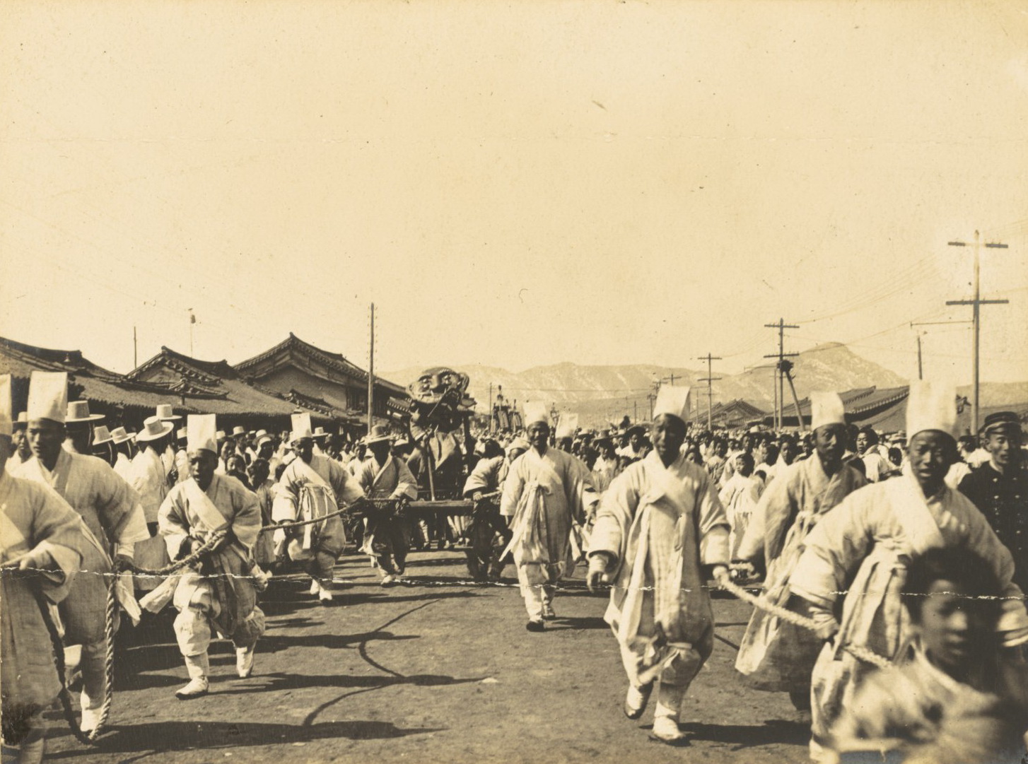 27 Amazing Vintage Photographs That Capture Everyday Life in Korea More ...