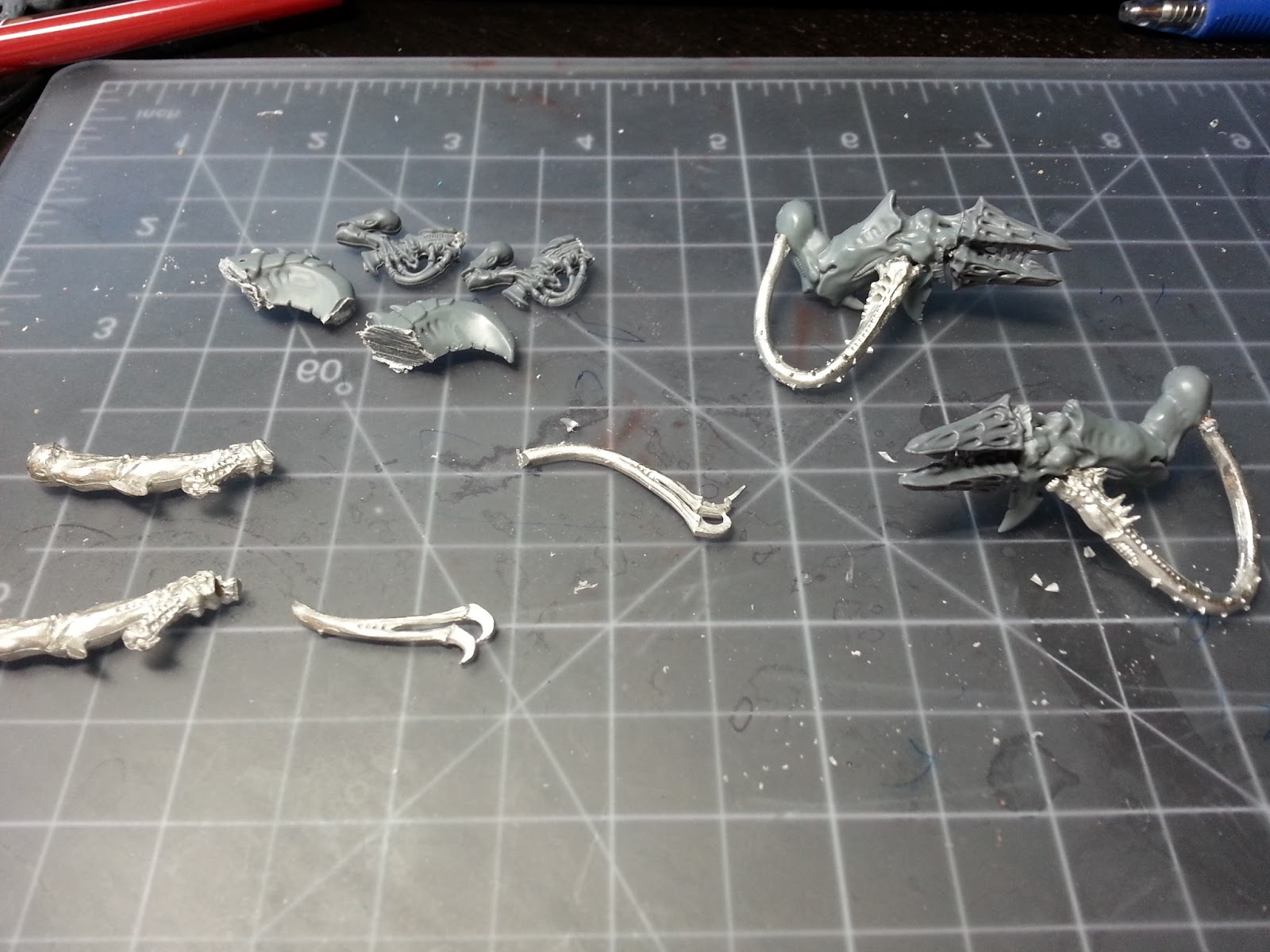 Facing The Grey Tide: Twin Linked Dual Devourers for a Flying Hive Tyrant