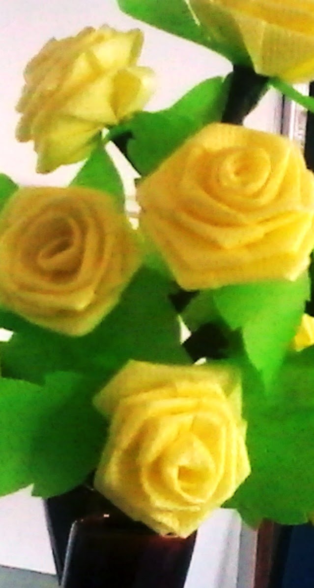 MYCRAFTIDEASOFALL..: ROSE FLOWERS USING FLEX PAPERS