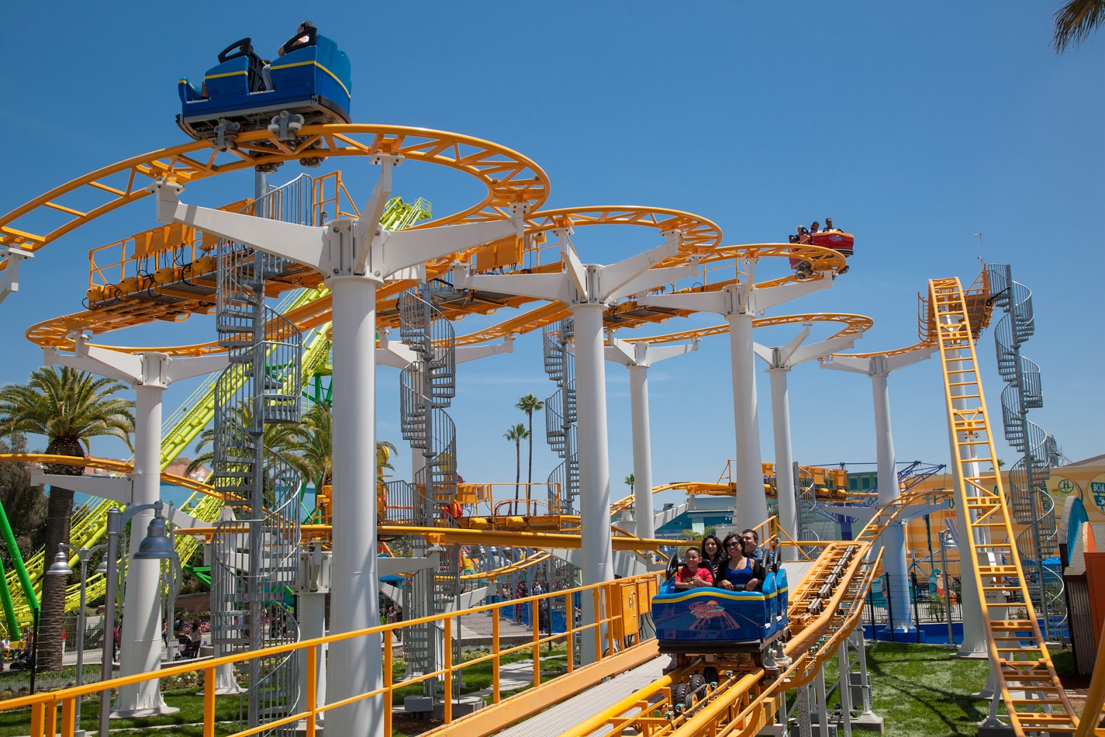 Meet The World: New at Knott's: Part 1 - The Boardwalk