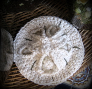 Life is art ... Art is Life: Crochet Sand Dollar ~ Bring the Beach to You!