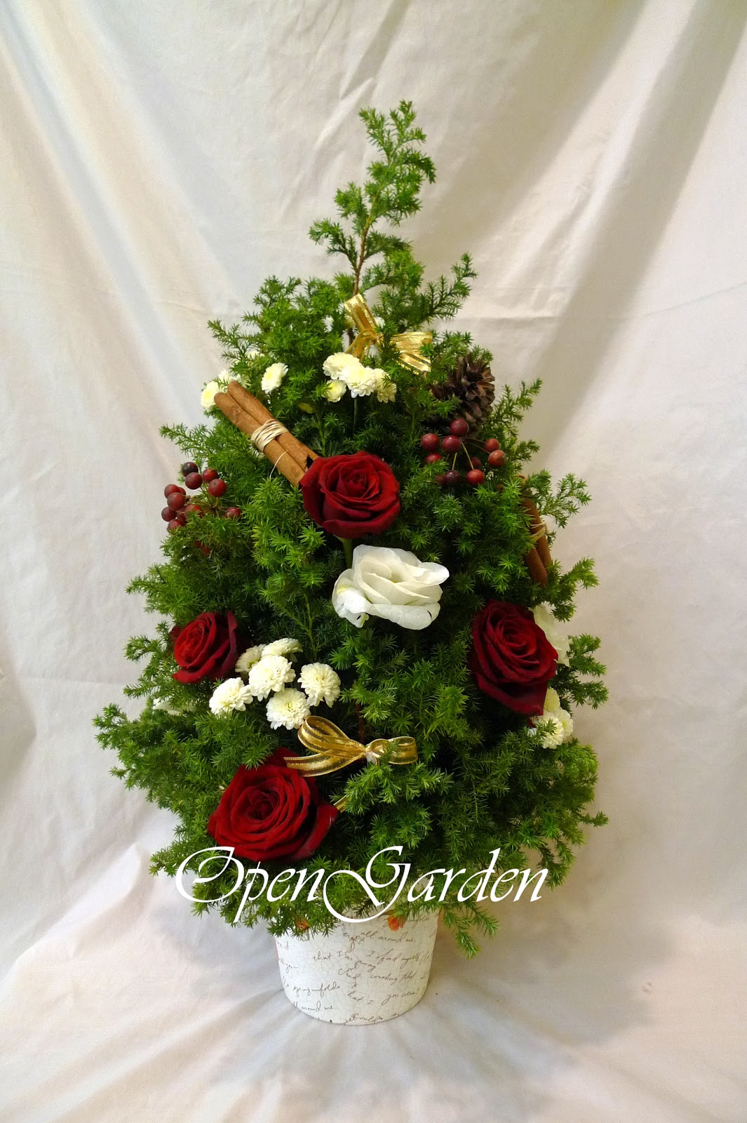 Open Garden: 歐式花藝教學 — Christmas Flower Tree