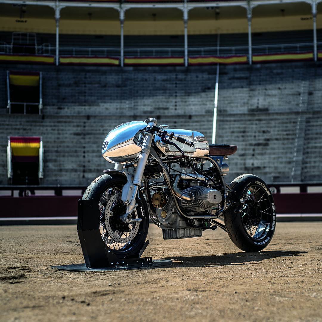 Silver Bullett - RocketGarage - Cafe Racer Magazine