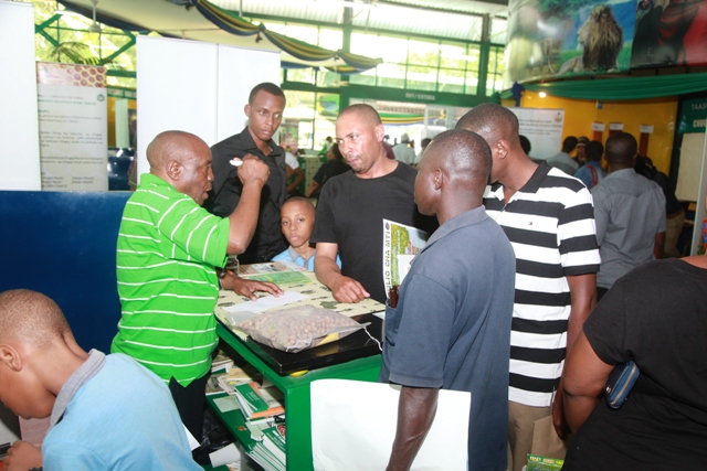 WAGENI WAFURIKA MALI ASILI NA UTALII KATIKA MAONYESHO YA SABASABA ...