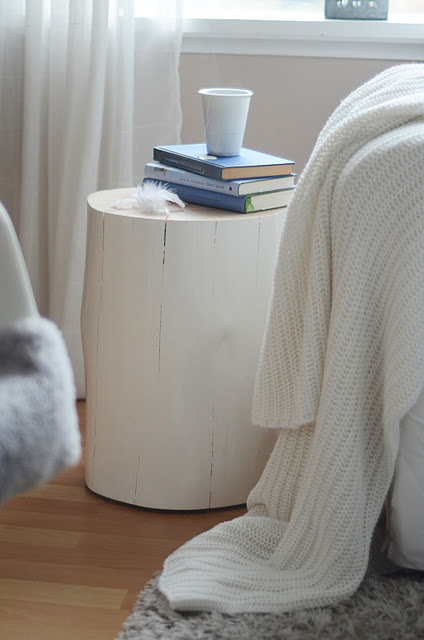 WindMill deco: Tree Stump Table! Mesas con troncos!