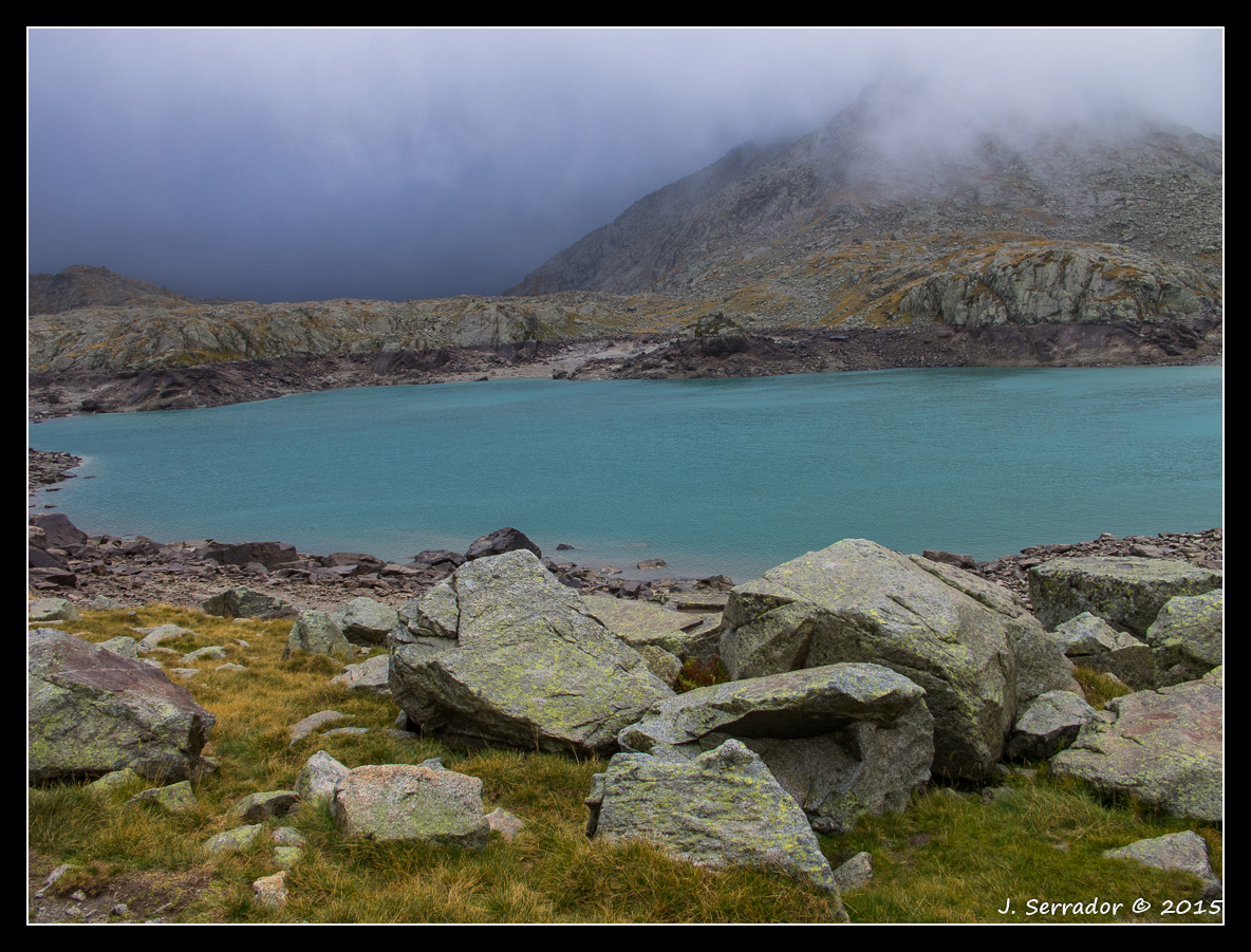 GR11 - Travesía del Pirineo Sur: Etapa 23. Refugi Restanca- Refugi ...