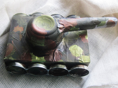 Chef Tess Bakeresse: The Tank Pinata