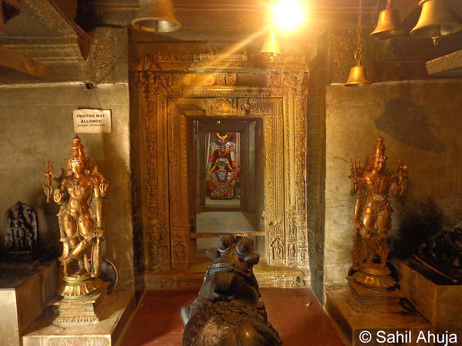 Pixelated Memories: Nandi Hills & Bhoga Nandeeshwara Temple ...