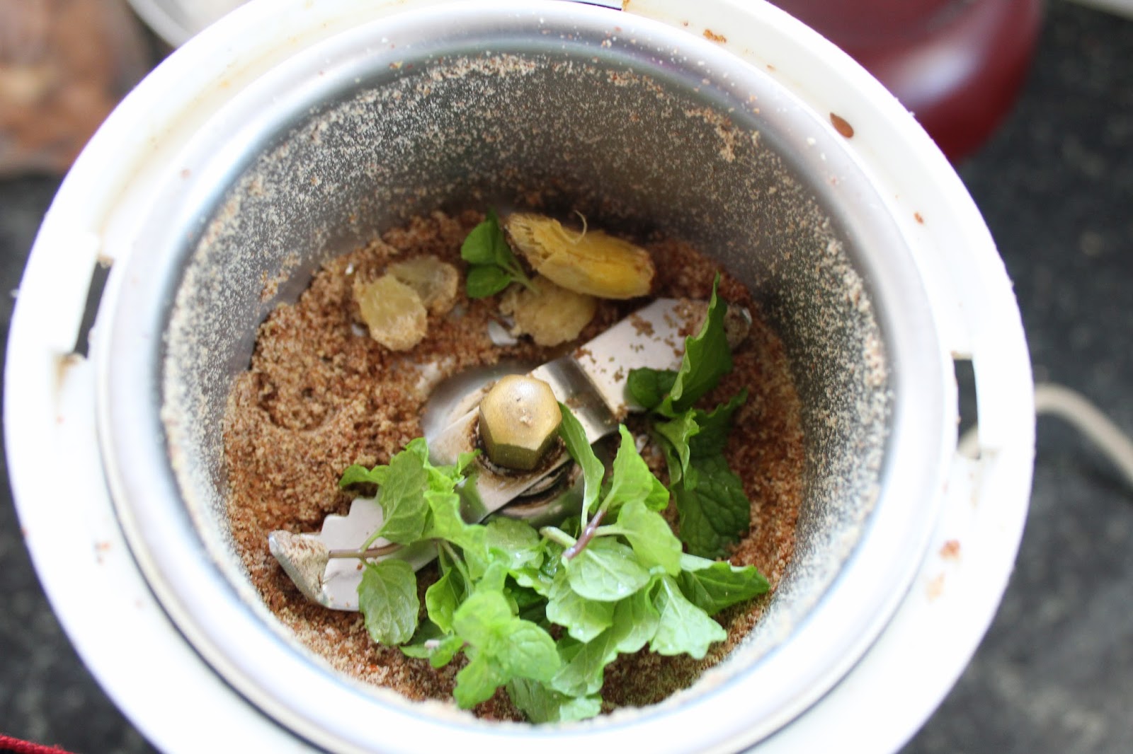 BANANA GINGER SMOOTHIE!!