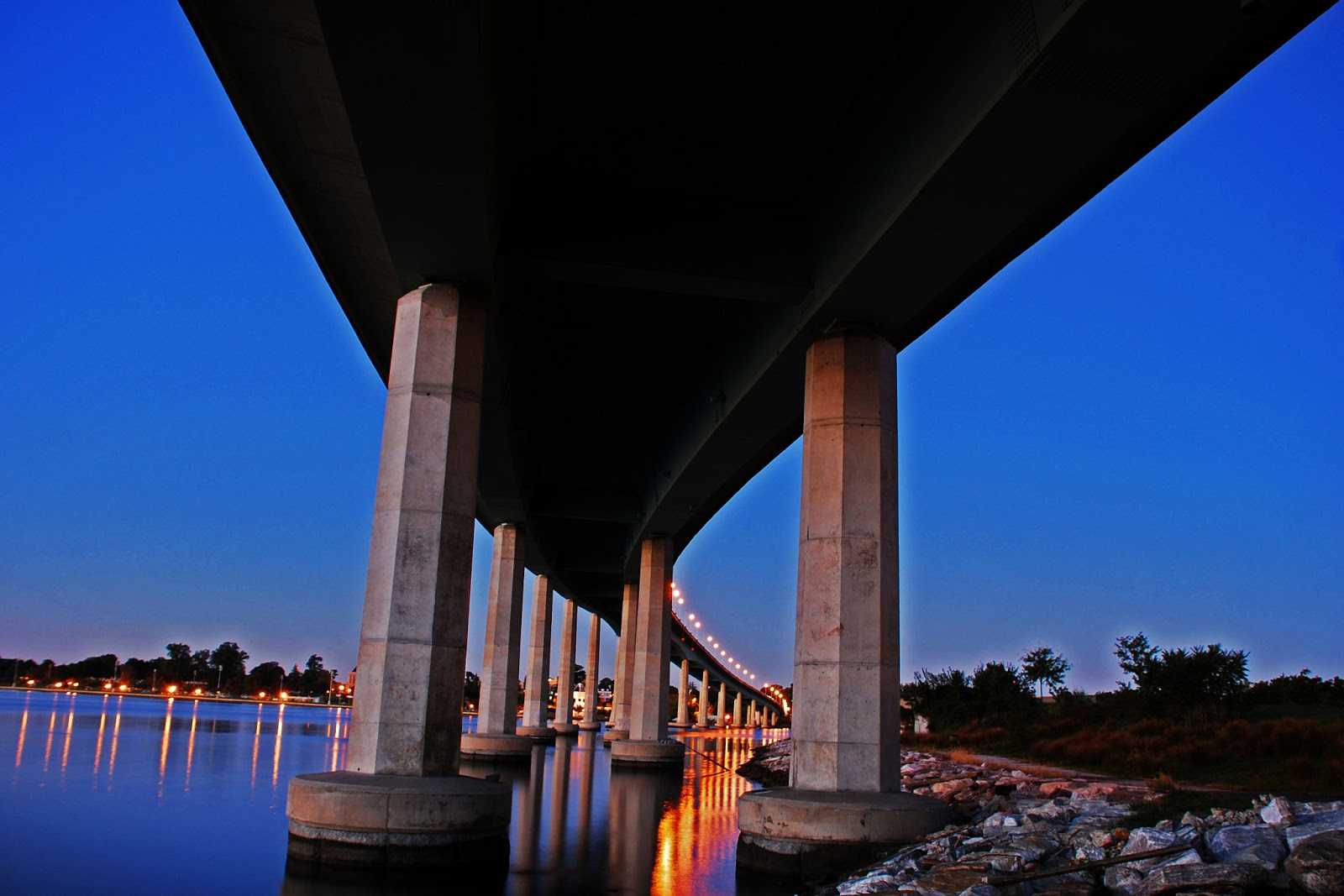 Annapolis and Other Places : USNA Bridge and Jonas Green