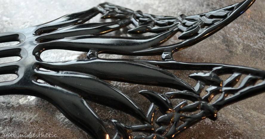 ANTIQUE AESTHETIC: Decorative Hair Combs and the dreaded Celluloid Rot