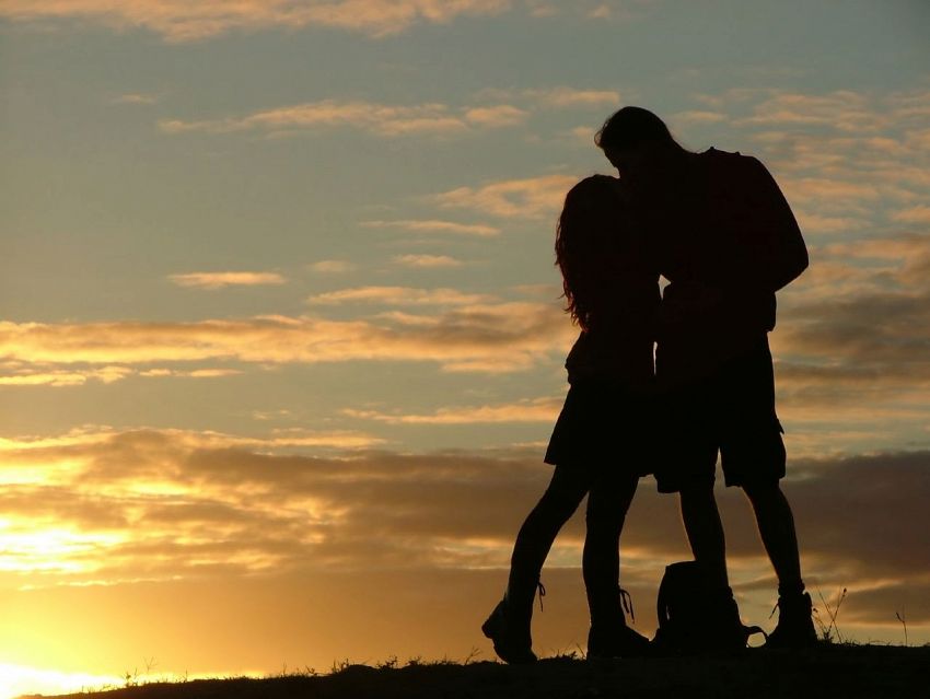 BACIO - KISS - SMACK - BISUS