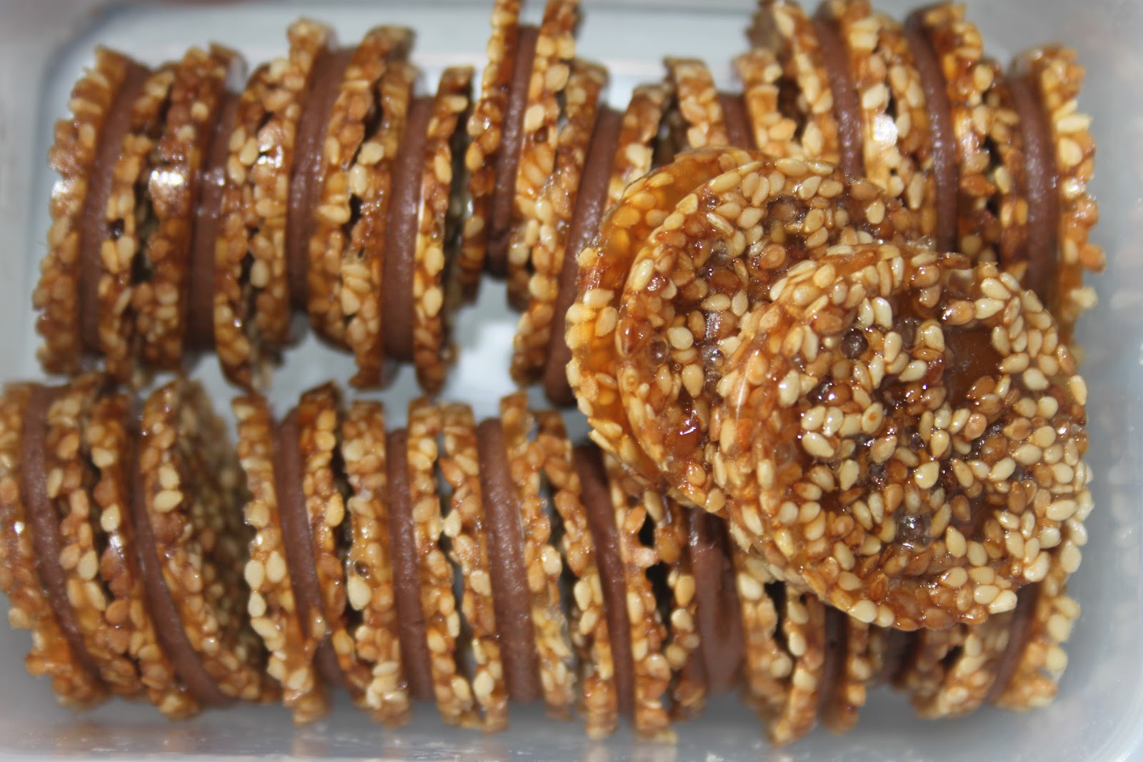 Nougatine Dentelle de Sésame au Praliné Noisettes - La cuisine de Bernard