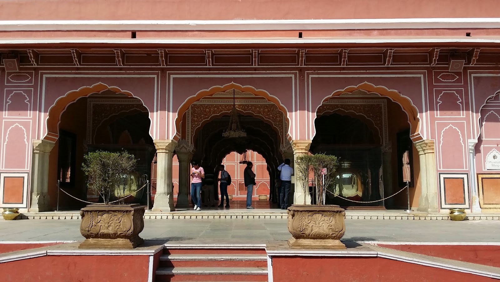 Jaipur: City Palace Museum - The Cube