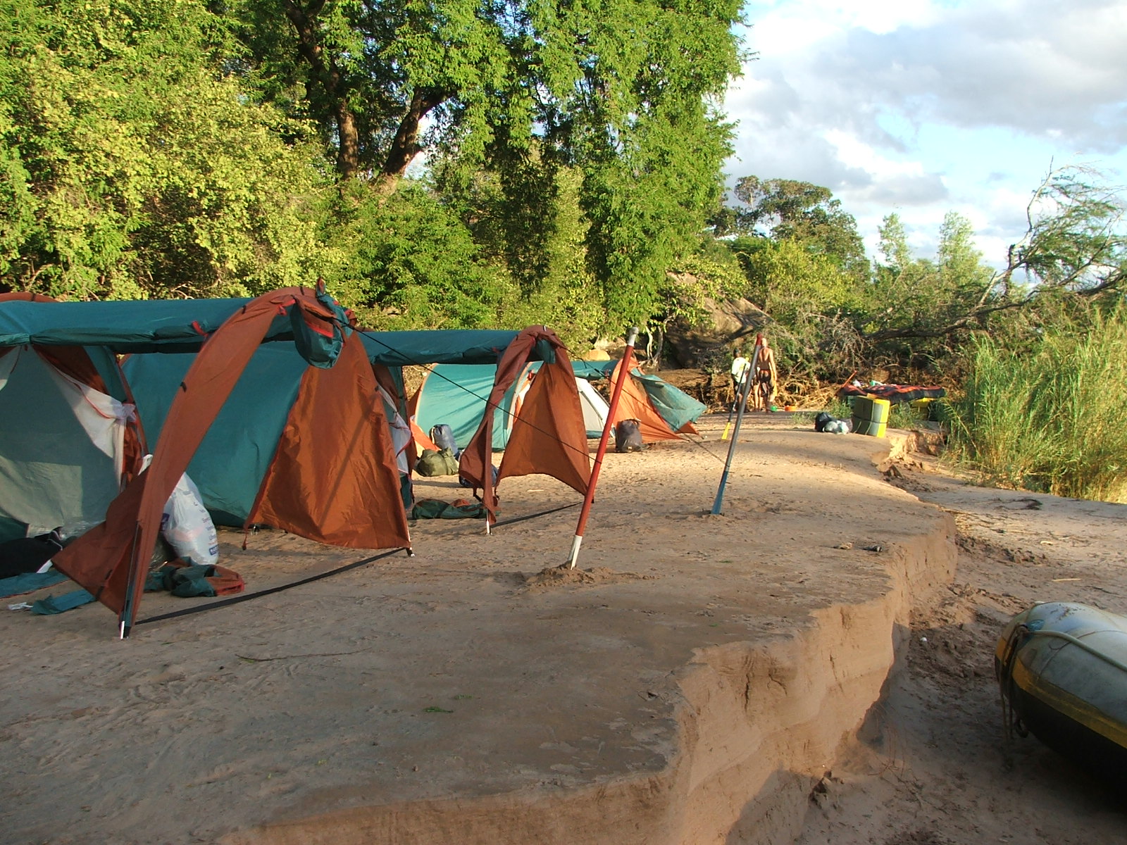 Savage Wilderness Safaris : The Athi River Expedition
