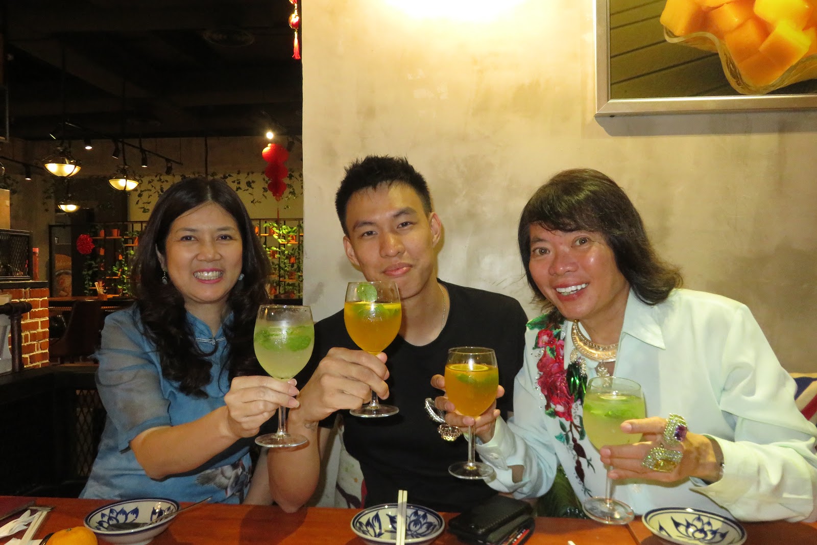 Kee Hua Chee Live!: DATIN SRI VIVIAN CHAI HOSTED POON CHOY BIRTHDAY ...