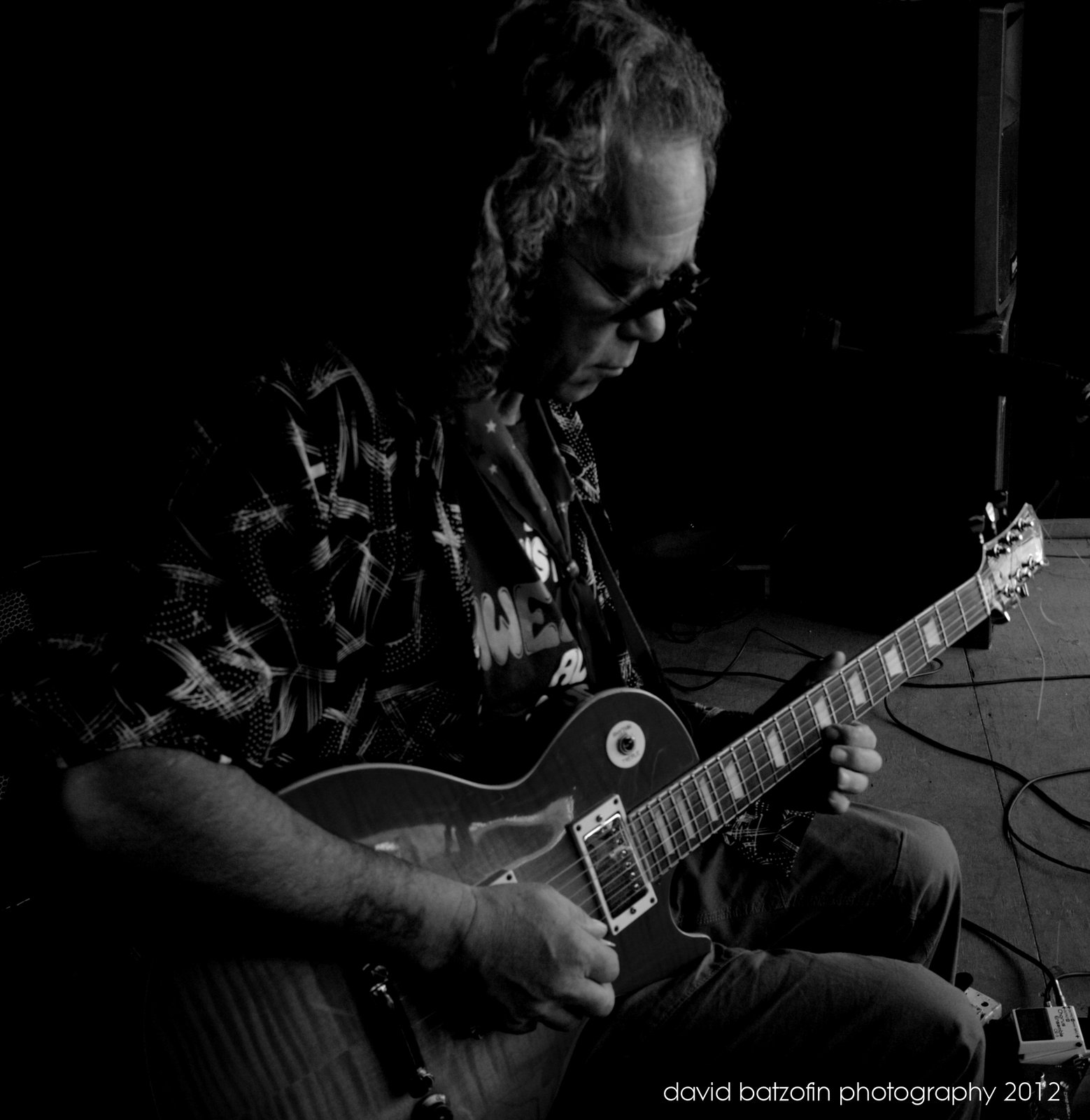 Larry Amos at the Corner House - Travel & Things