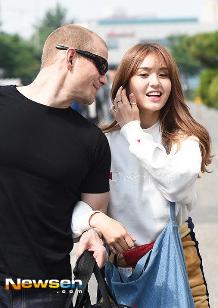 Somi To Film Happy Together With Her Cool Dad!!! :: Daily K Pop News ...