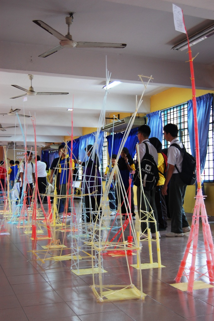 SEK. MEN. KEB. SERI KOTA PUTERI: Pelancaran Minggu Sains Dan Matematik 2012