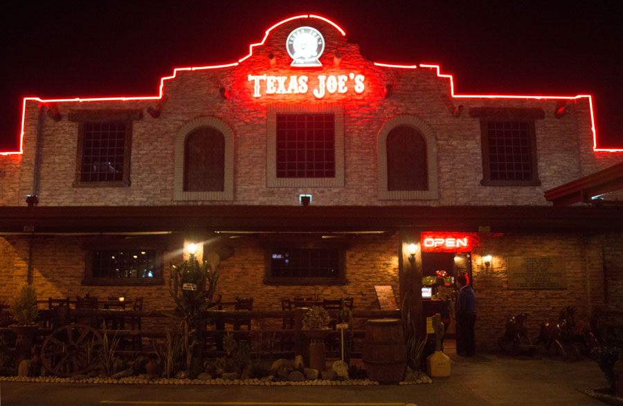 Texas Joe's Riblets in Subic Bay - A Must Try! | Playing Tourist