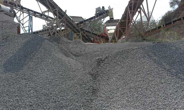 BERBAGAI UKURAN BATU SPLIT / BATU KORAL: Batu Split / Koral