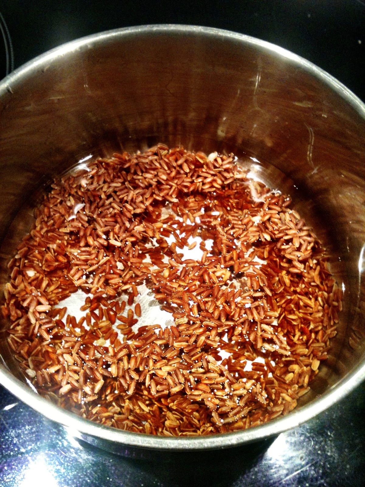 Evelina: Svart & Rött ris