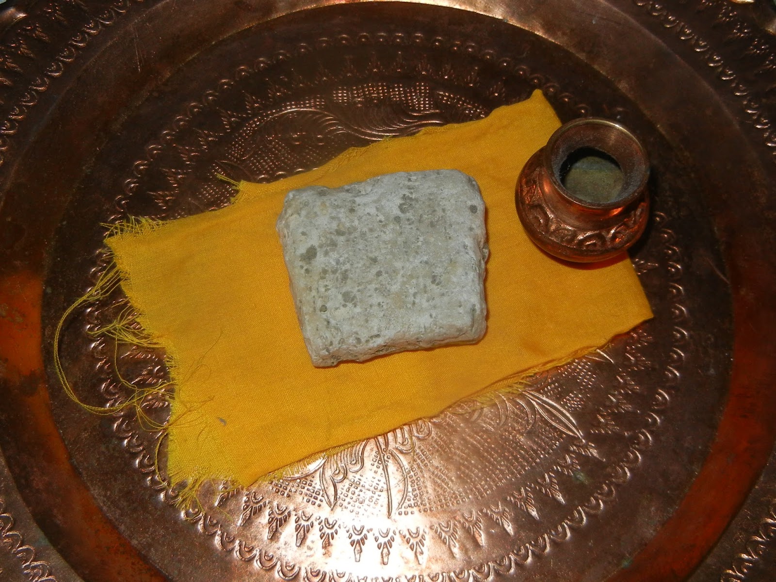 GELIGA KINABALU: BATU SABUN PUTRI BUNIAN