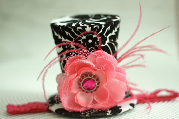 Tiny Hats Weekly: June 2011