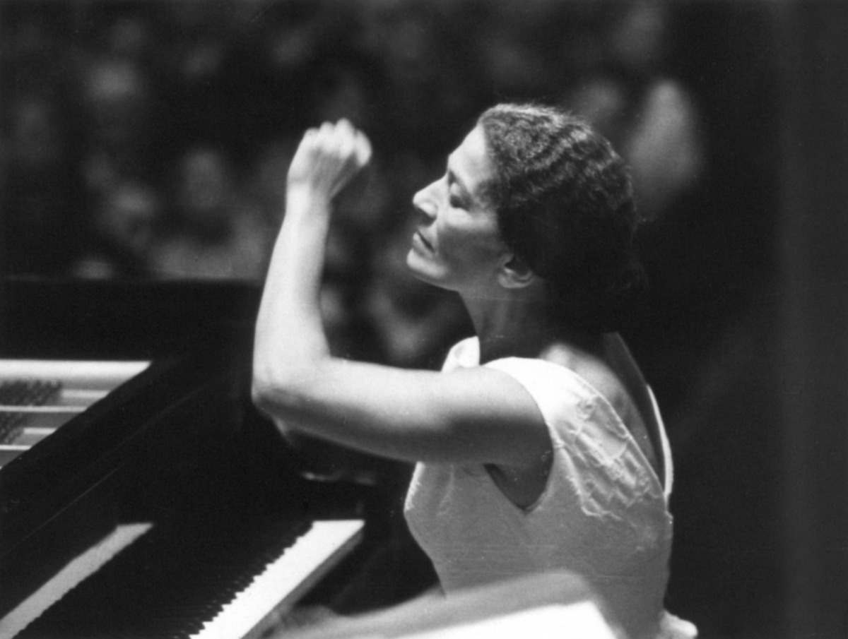 El Músico de la Vega : ANNIE FISCHER