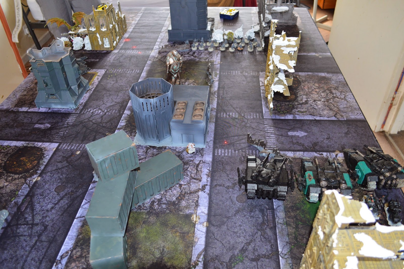 40k Brawl! Spawn over-run! Sons of Horhey Vs Chaos Emperors Will, Purge ...