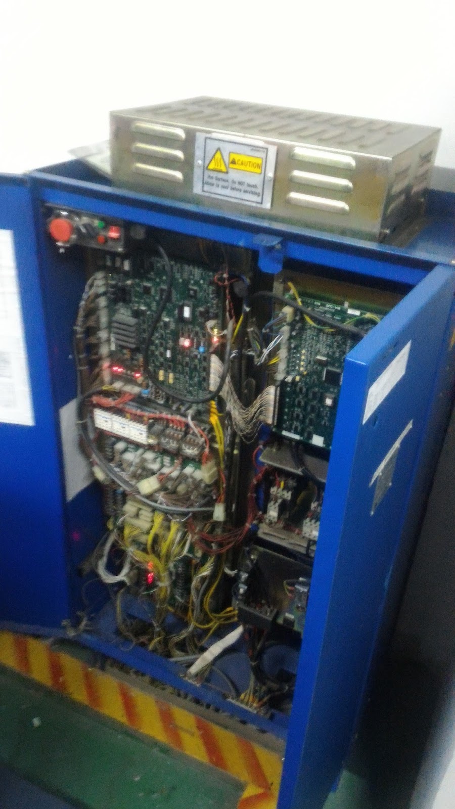 jasa perbaikan lift | jasa perbaikan lift / pemasangan lift