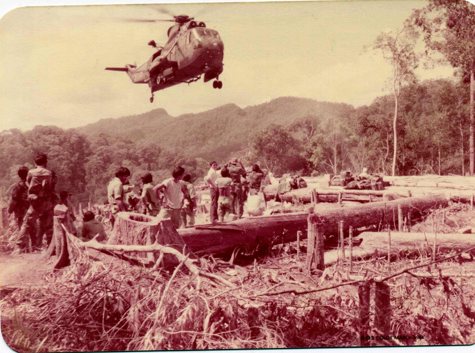 mrkumai.blogspot.com: Merdeka : Bertempur dengan 400 komunis di Gubir