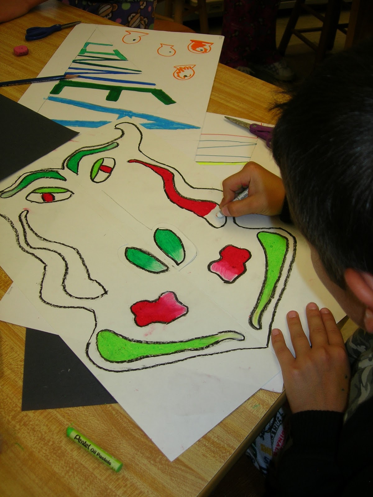 Mrs. Manzella's Student Gallery: 5TH GRADE: COMPLEMENTARY COLOR CREATURES