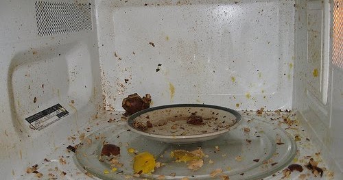 Did you know this cool trick?: Clean a dirty microwave the easy way