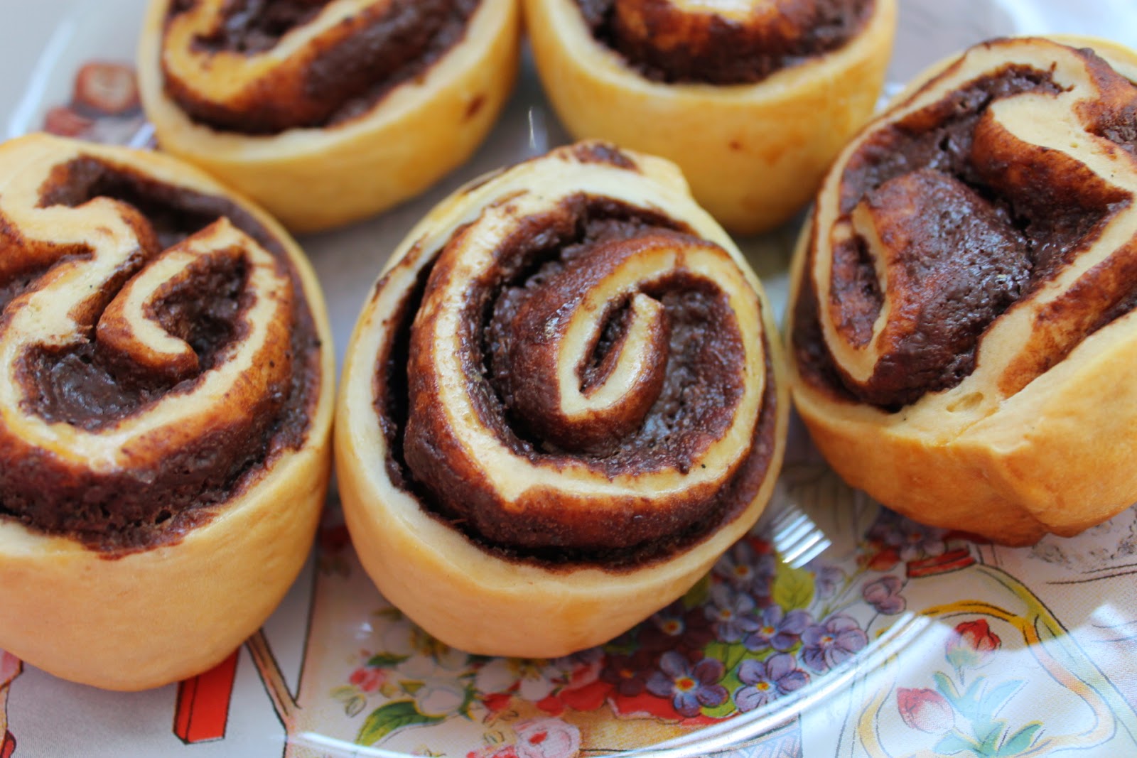 LAS RECETAS DE CELIA: ROLLOS DE CHOCOLATE