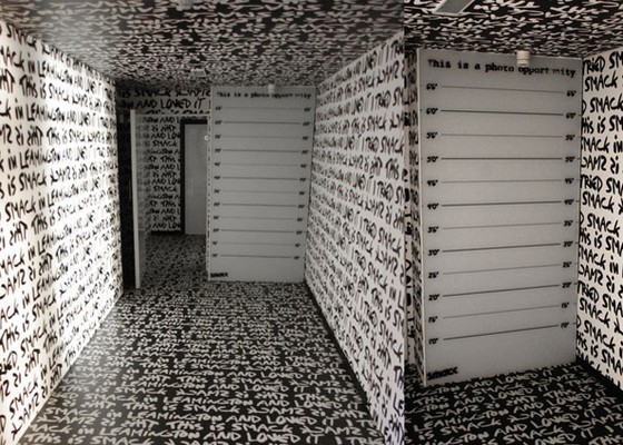 T.he A.bsolute B.lack O.bsessions': the Smack Bar... graffiti time!