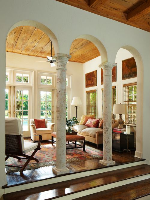 70 Model Tiang Rumah Indoor, Tampil Beda Penuh Gaya - Rumahku Unik