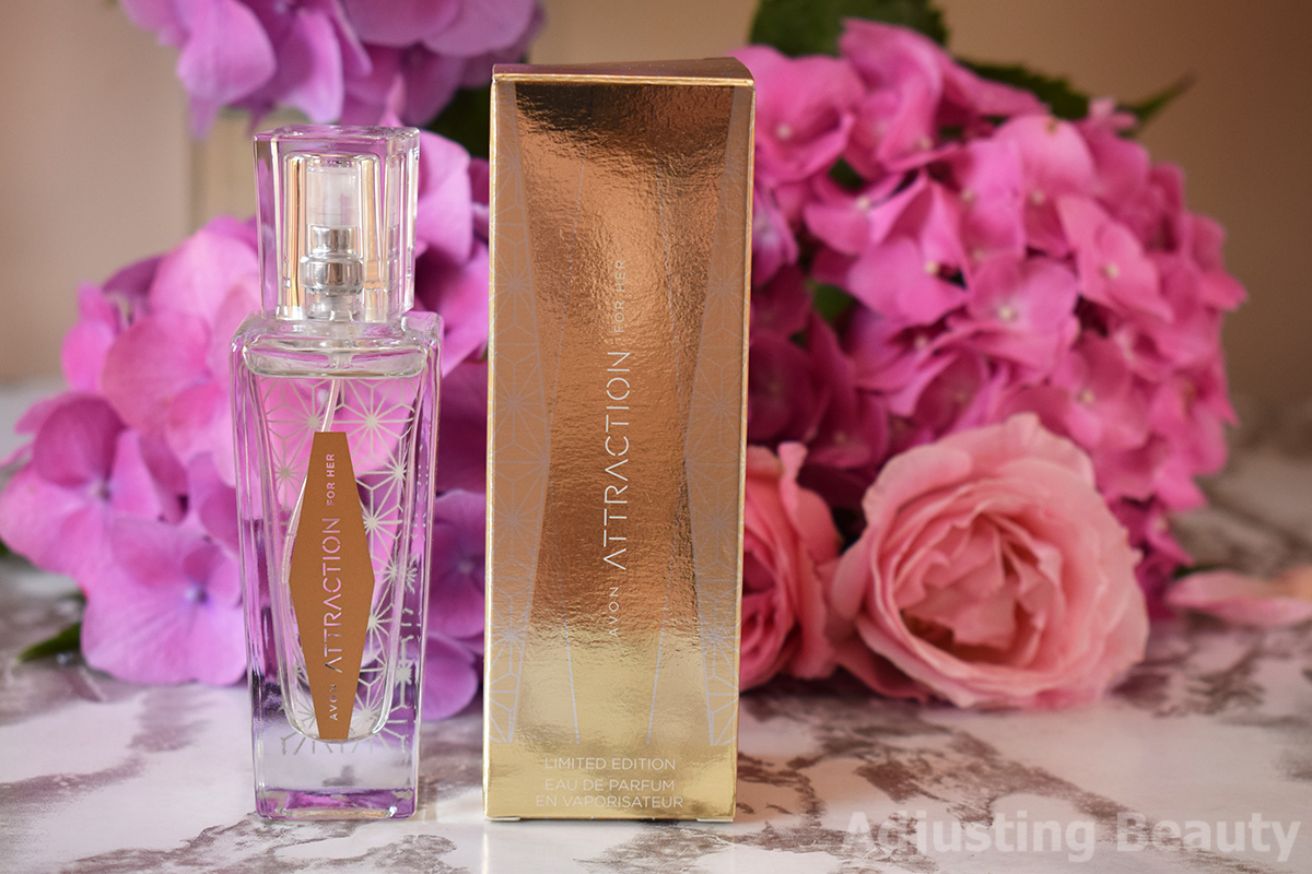 Avon Summer Beauty Box - Adjusting Beauty