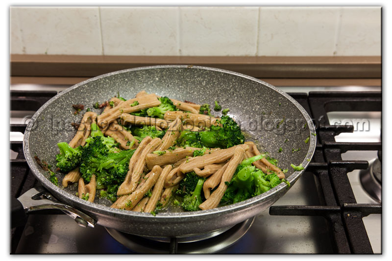 I Pasticci dello Ziopiero: I Cicatelli de La-Giovanna! (DiSceeee....)
